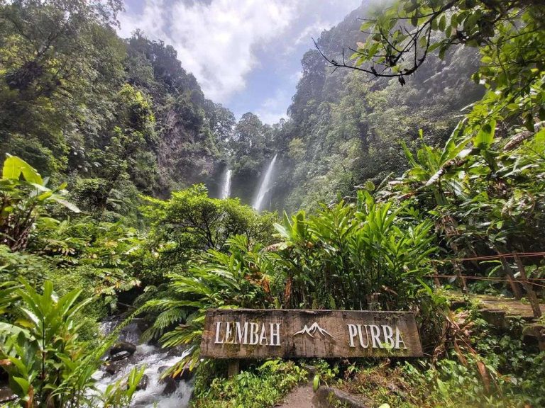 Lembah Purba Tawarkan Jurassic Park ala Sukabumi - Navaswara