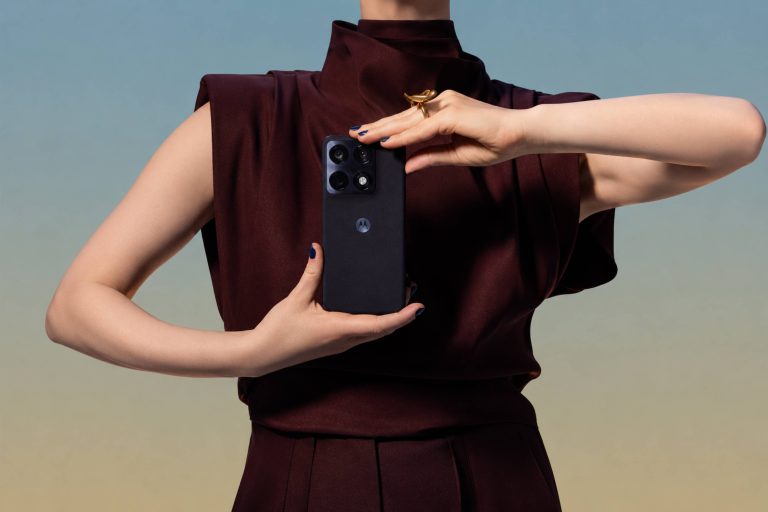 Motorola Signature, Flagship Premium dengan Kamera 50 MP dan Sentuhan ...